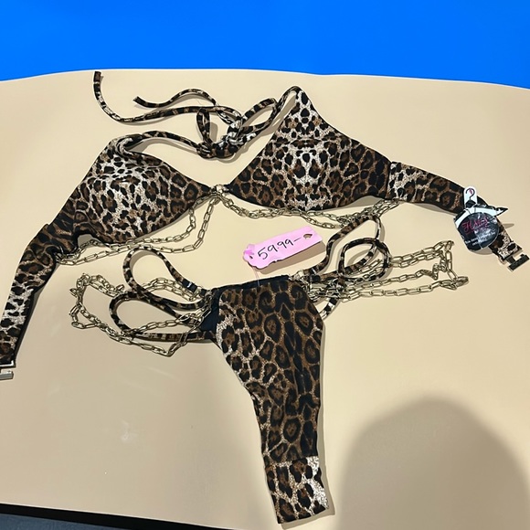 Hot Miami Styles | Swim | Nwt Hot Miami Styles Bikini Two Piece ...